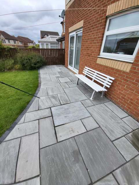 Patio Rust Remover: Kandla Grey Sandstone Iron staining Fix.